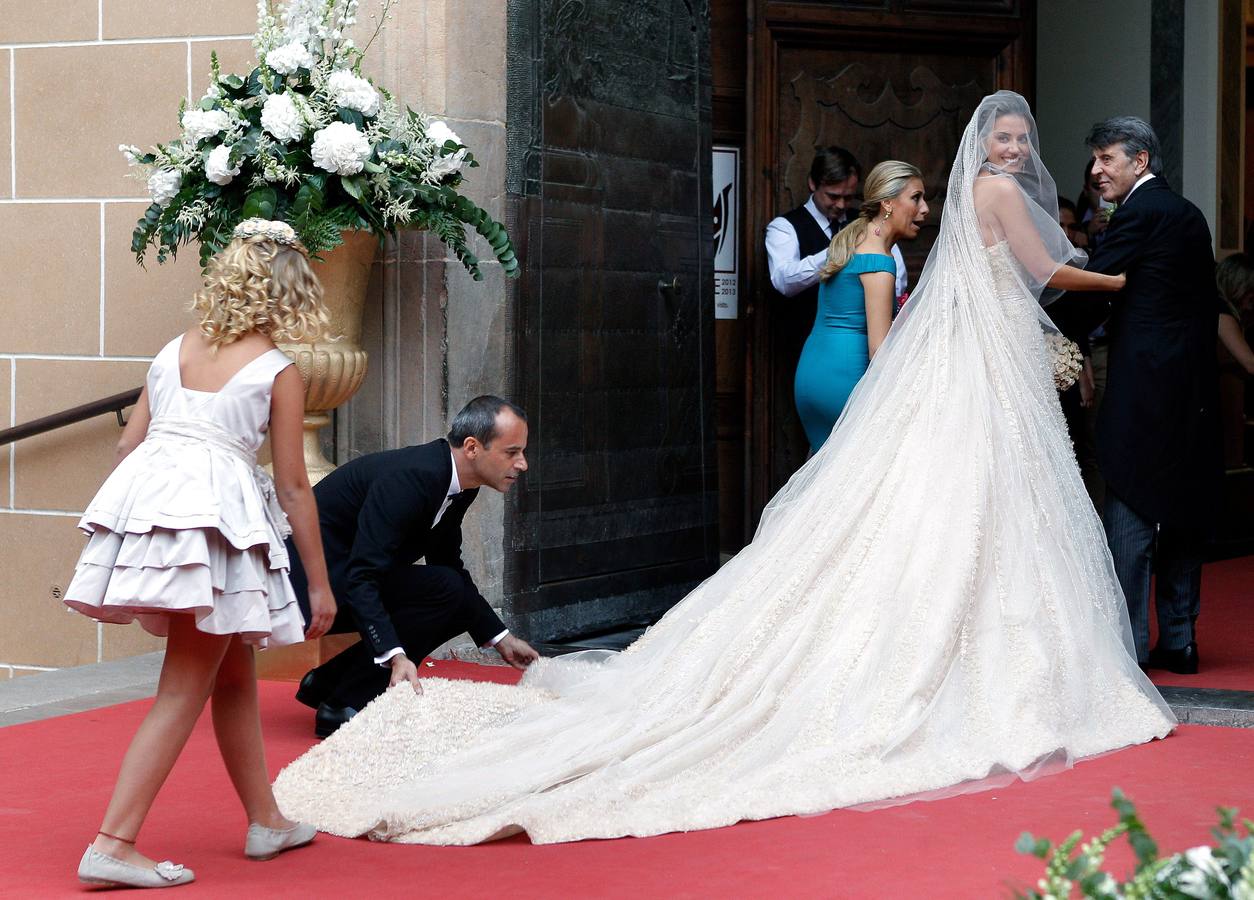 Celebrity Wedding: María Colonques and Andrés Benet – The FashionBrides