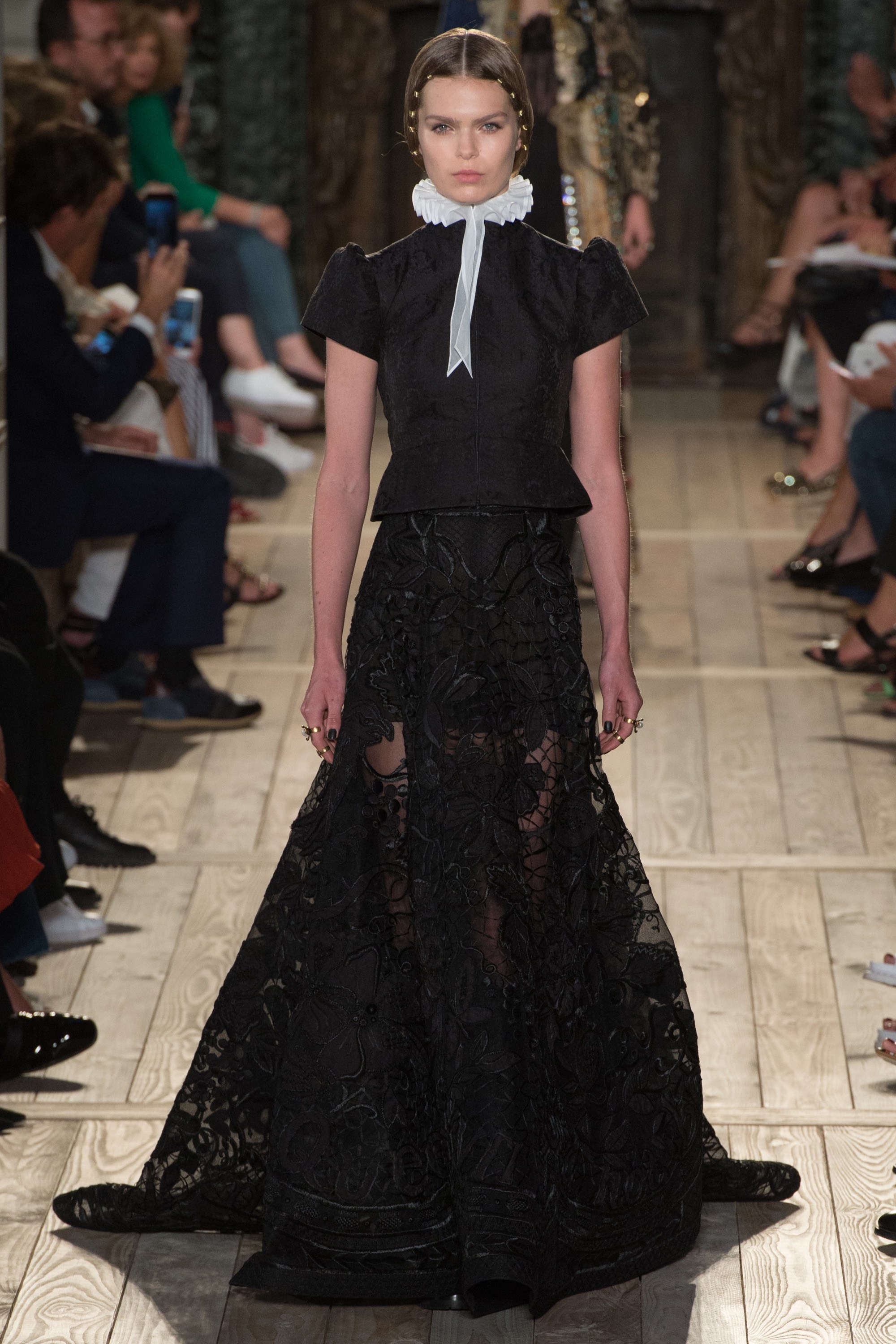Valentino 2016 Fall Haute Couture Collection – The FashionBrides