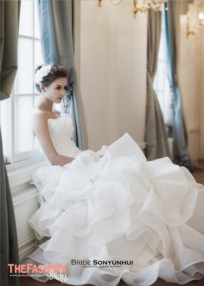 Son Yun Hui 2017 Spring Bridal Collection – The FashionBrides