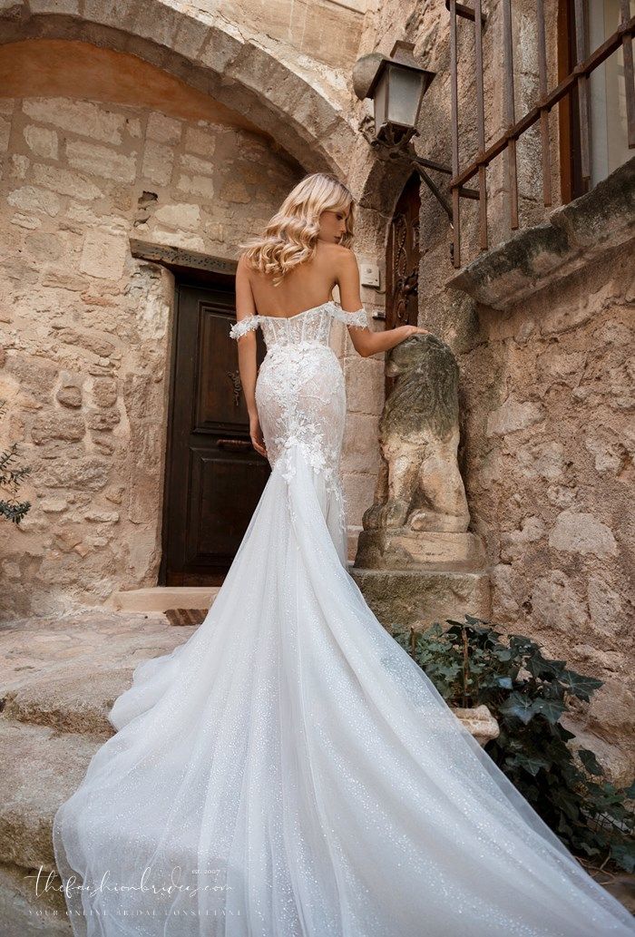 tom-sebastian-2022-2023-Spring-Fall-Bridal-Wedding-Dress-01 – The ...