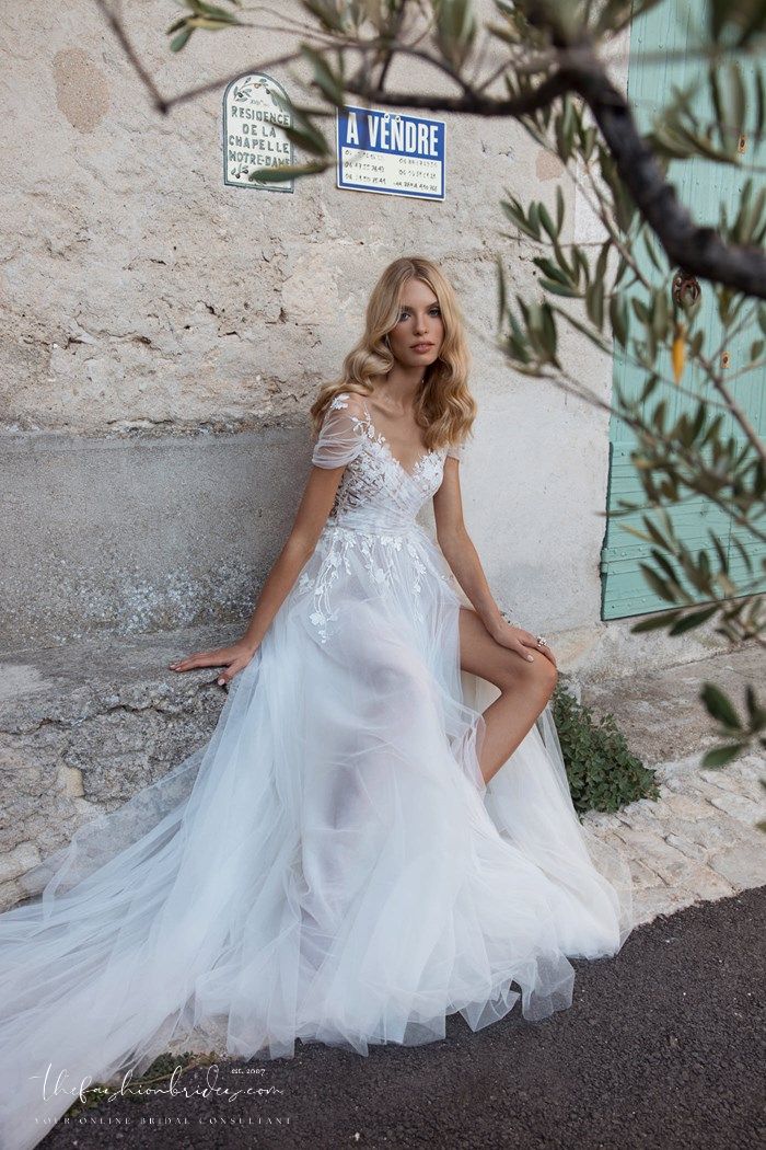 Tom Sebastian 2023 Spring Bridal Collection – The FashionBrides