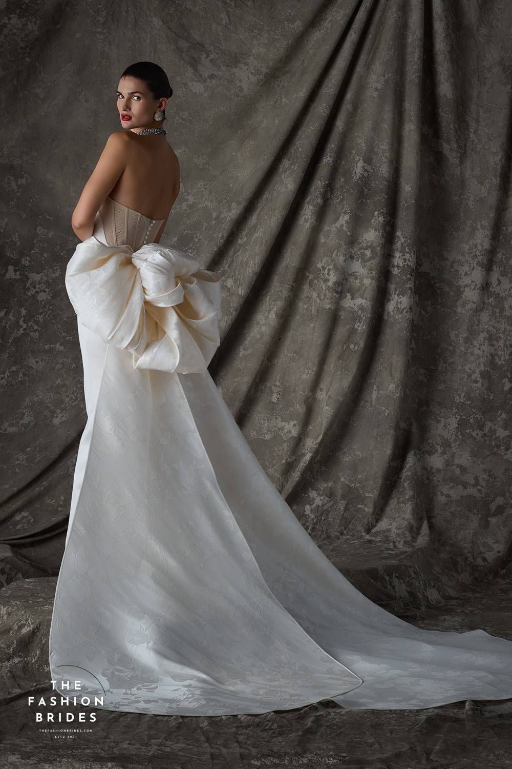 ined di santo fall-2026-bridal-couture-collection-2025-2026-bridal ...